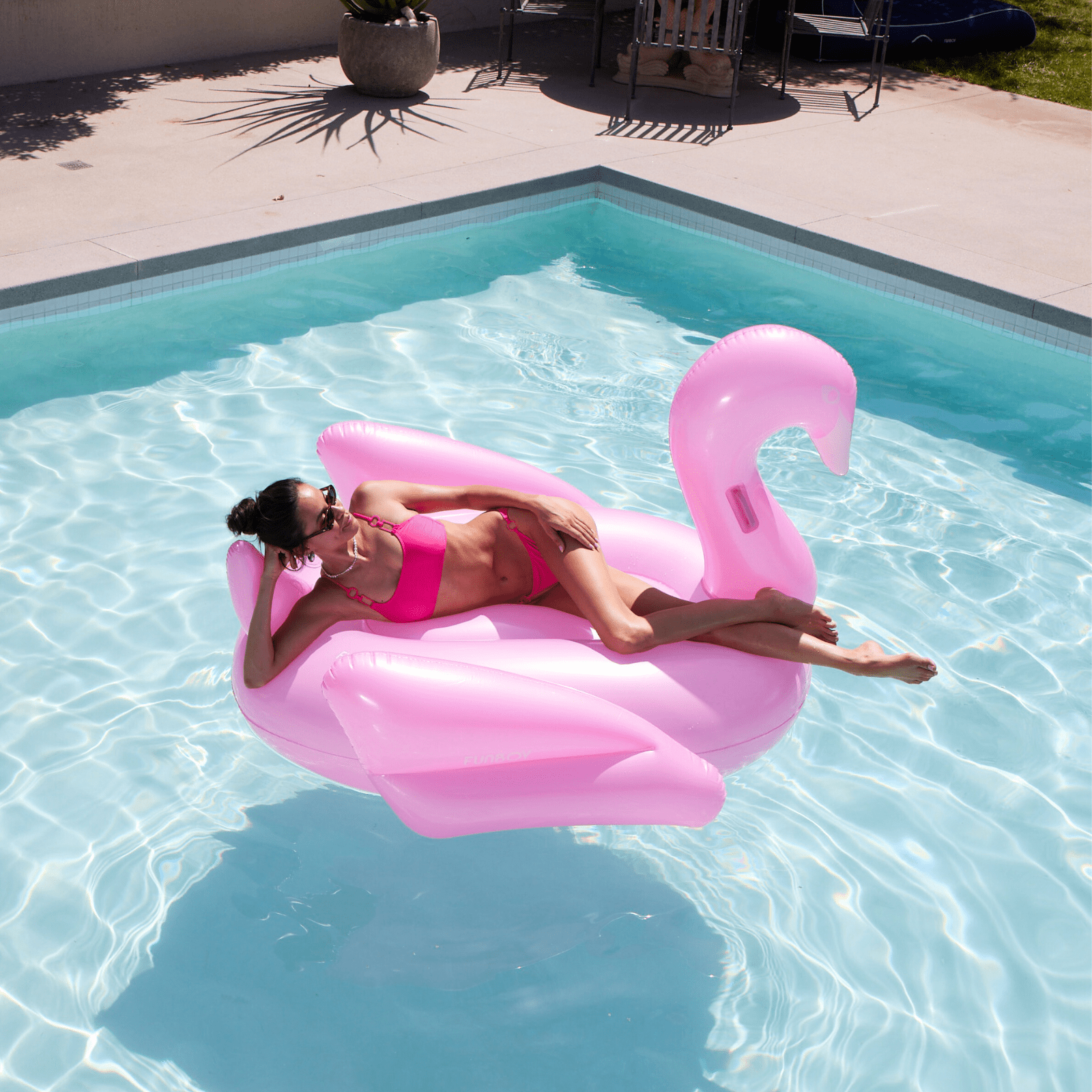Metallic Pink Swan Pool Float - FUNBOY